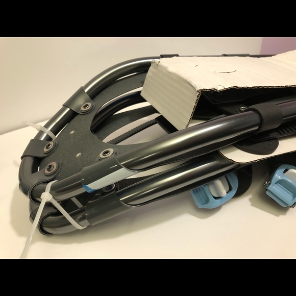 Crescent | Accessories | Crescent Moon Hike Series 825 Snowshoes | Poshmark